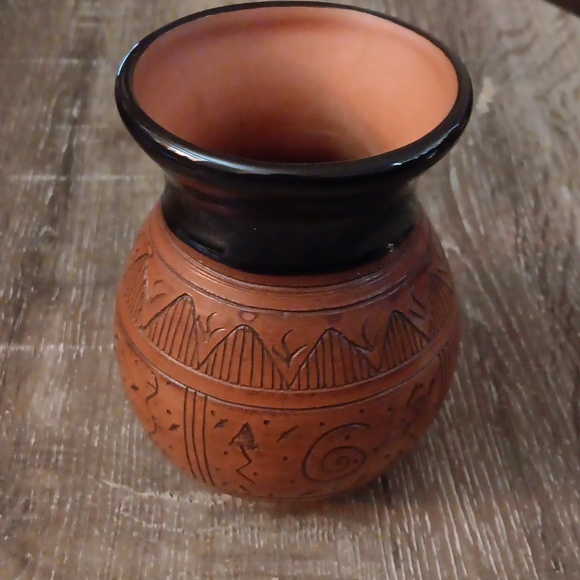 Navajo | Accents | Vintage Navajo Pot | Poshmark